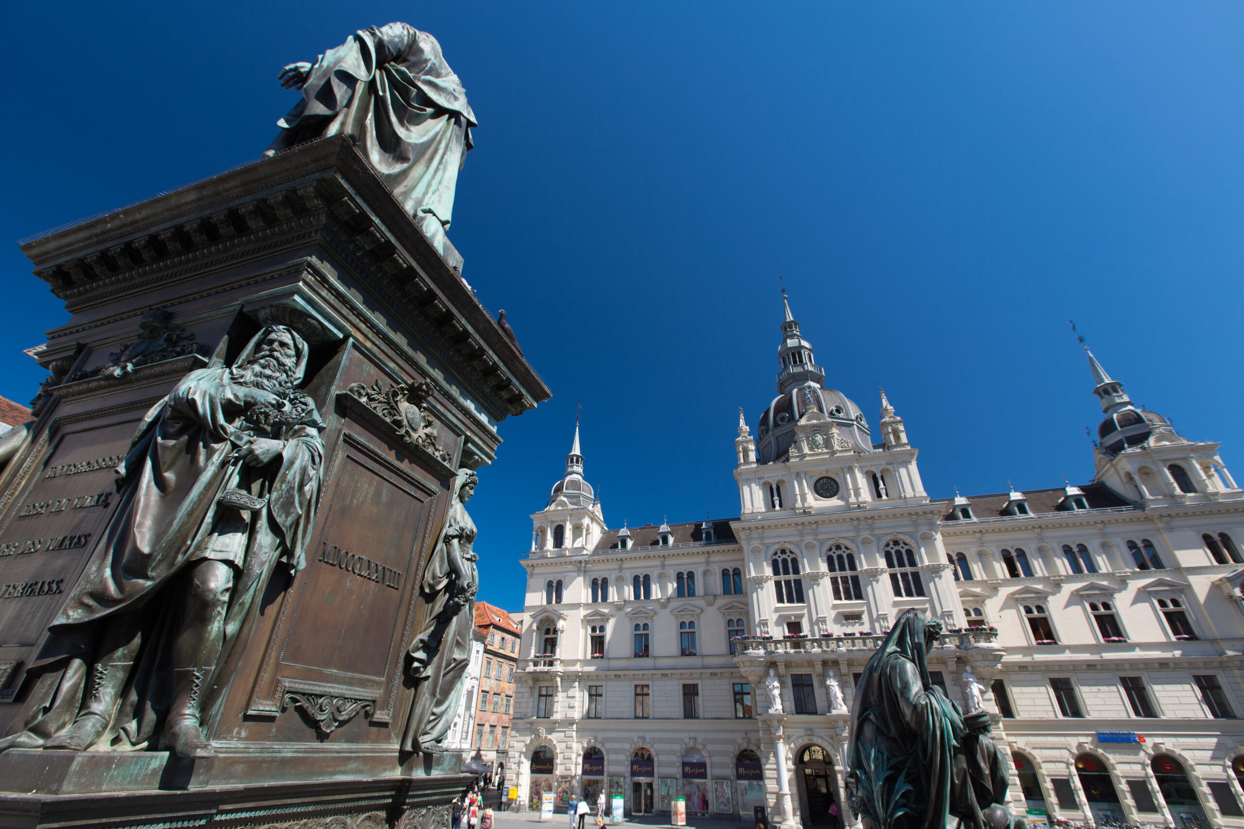 Graz – Walk through the Historic City Center - Mundivision